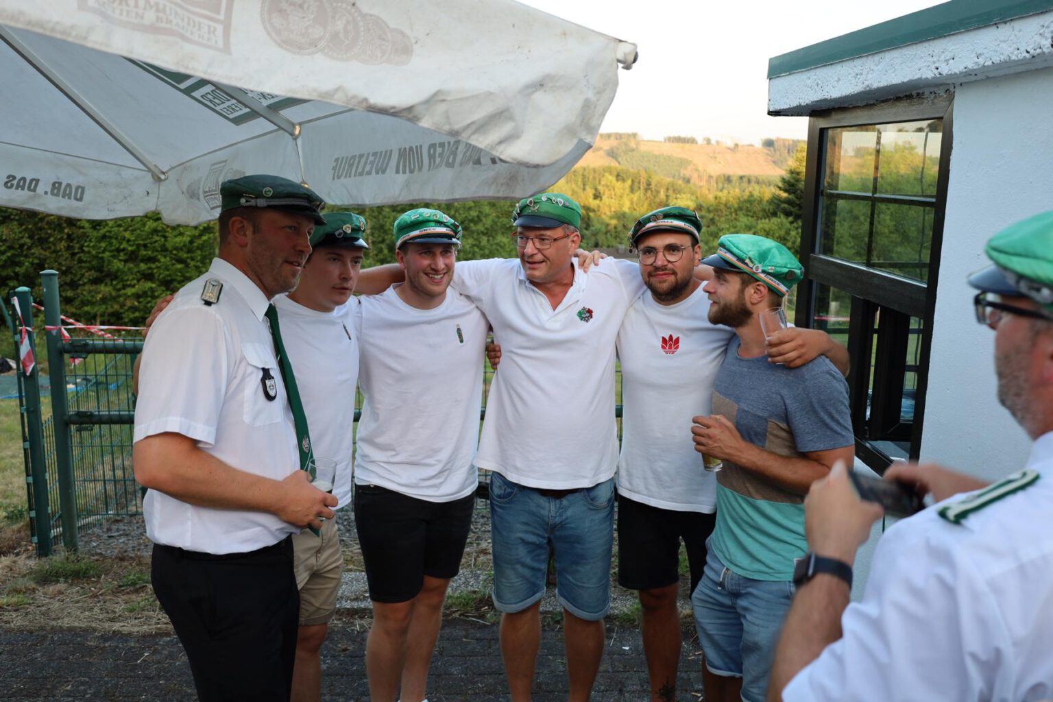 Louis Gerlach beendet Schießmarathon - Schützenverein Müllenbach 1557 e.V.